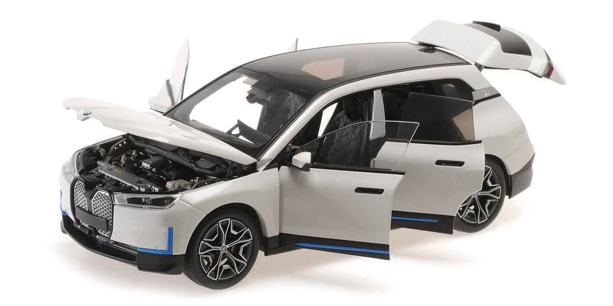 BMW iX WHITE METALLIC 2022 – Triple Crown ModelStore