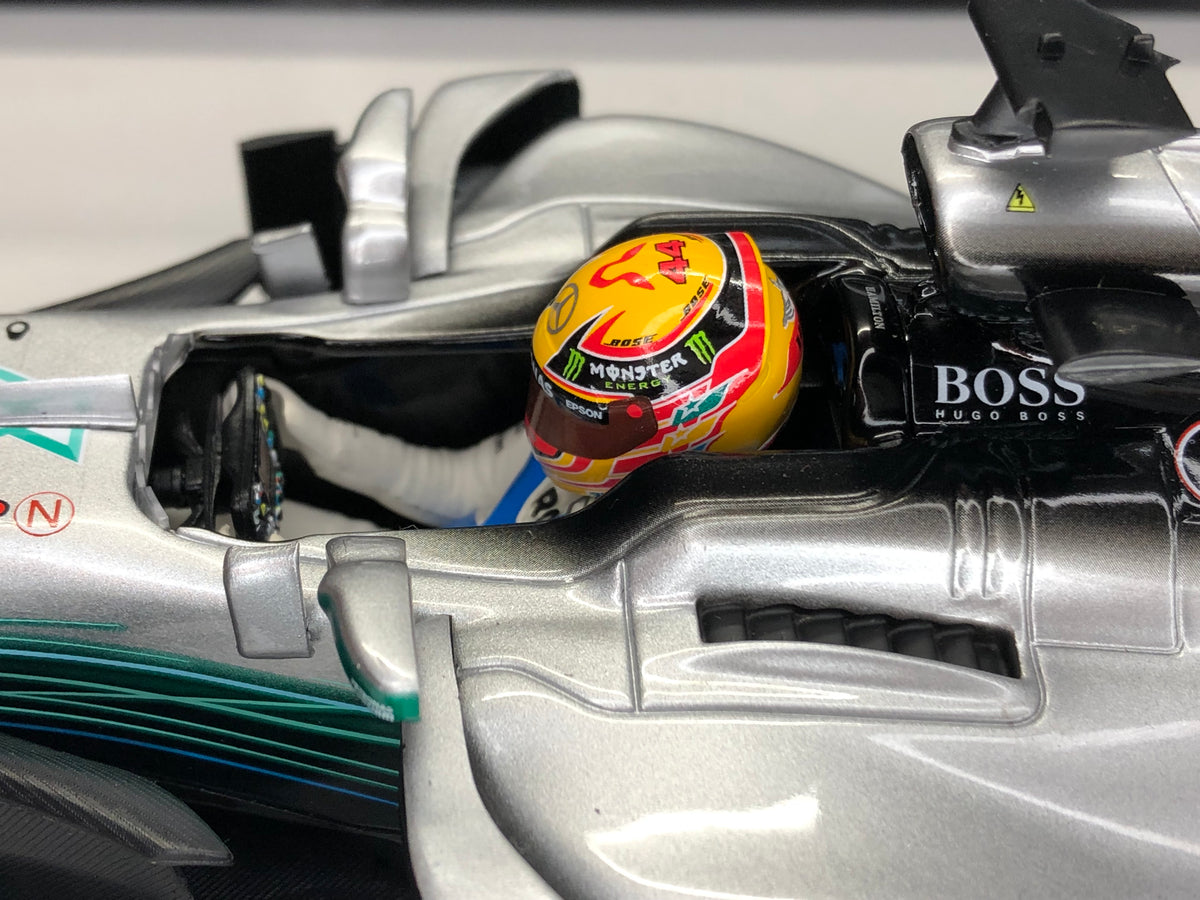 Mercedes - AMG F1 W08 n.44 (2017) 1:18 - World Champion Lewis Hamilton ...